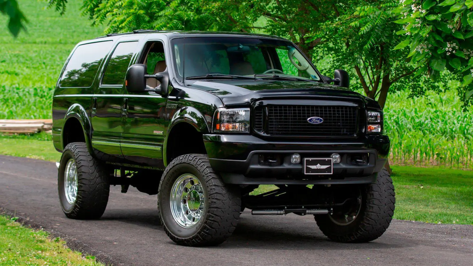 Ford Excursion is desirable - Asheville Engine, Inc.